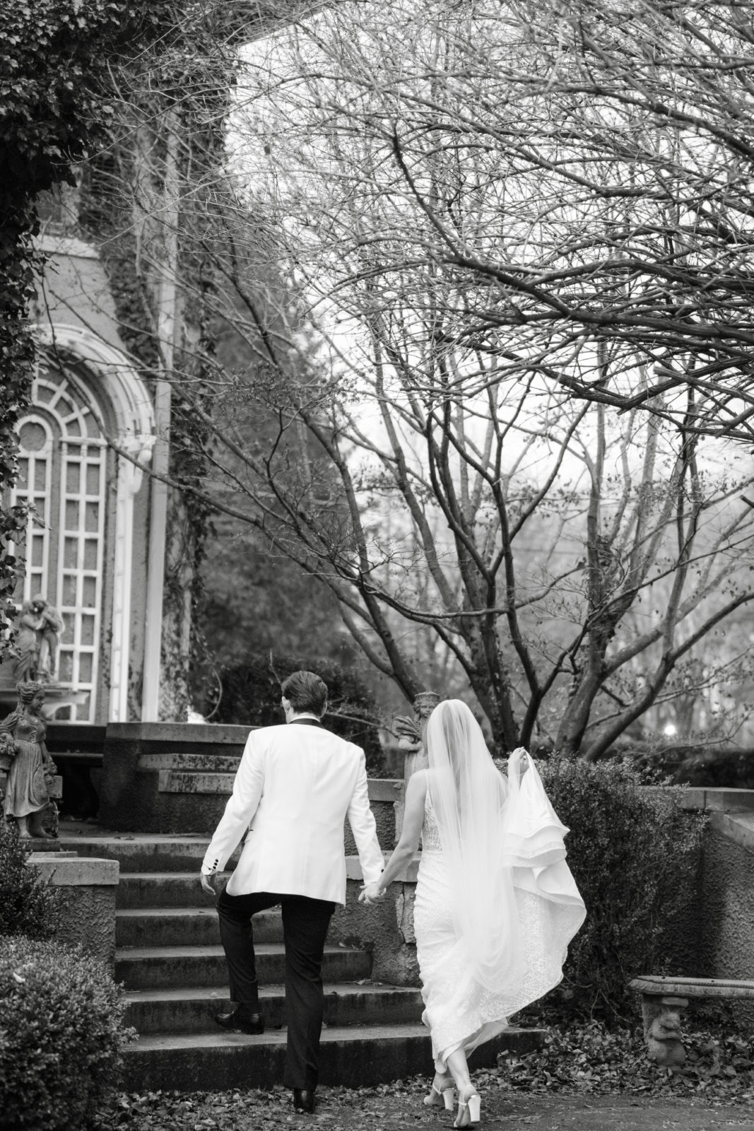 Amy & Joe's Wickham Park Engagement Session - Rachel Girouard Photography